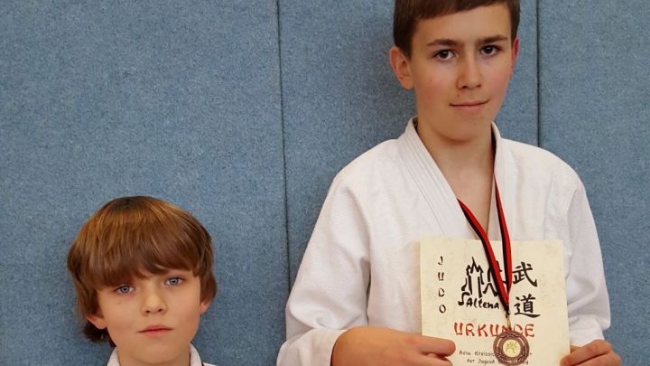 Attendorner Judoka erobern in Altena das Podest