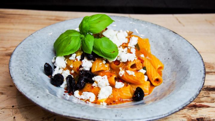 Schnell und unkompliziert: One Pot Gyros Pasta von Melli