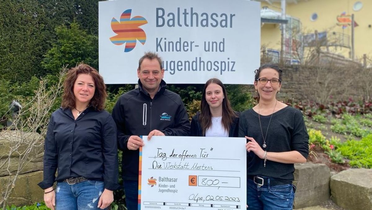 Werkstatt Mertens unterstützt Hospize mit 1.600 Euro