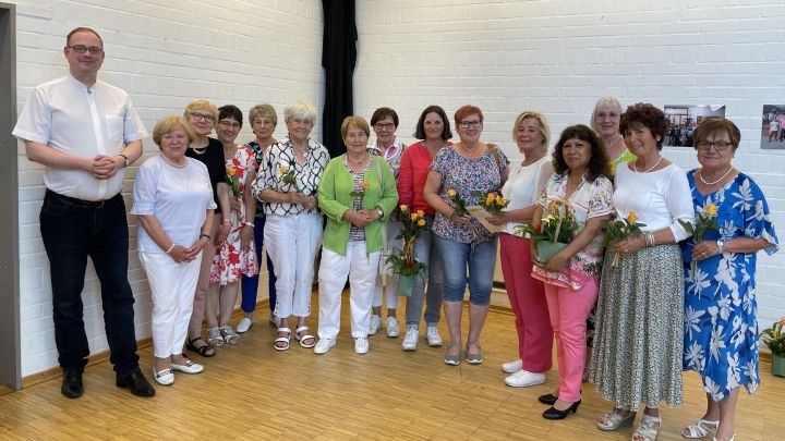 Frauen in St. Martinus ehren treue Mitglieder und 130 Jahre