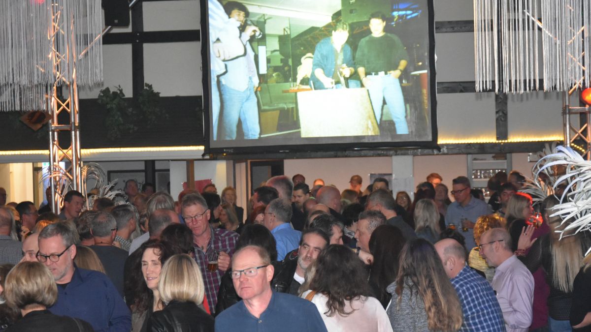 Kult in Weringhausen: Die Ampel-Revival-Party