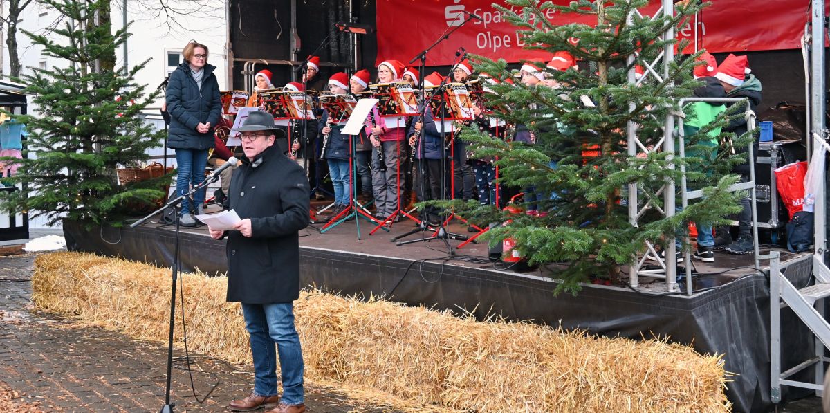 Mehr Aussteller dabei - Historischer Weihnachtsmarkt in