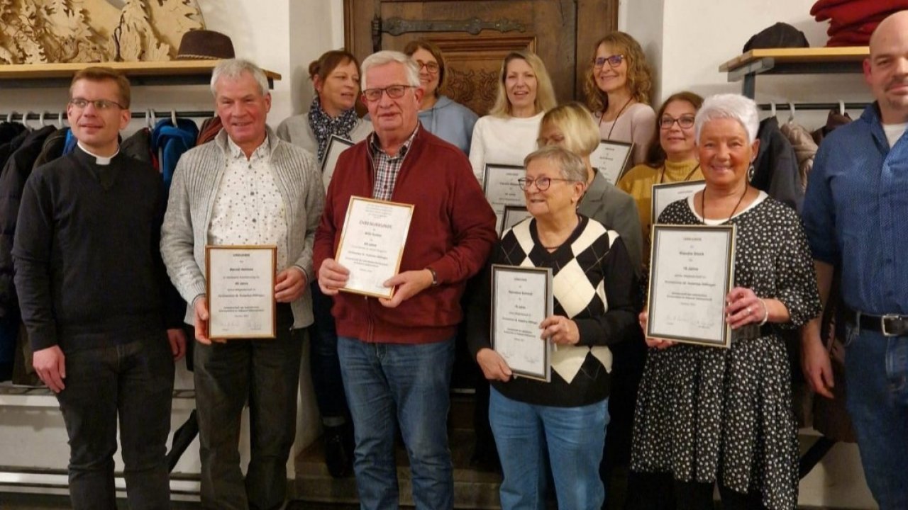 Ottfinger Kirchenchor: 170 Jahre aktives Singen geehrt