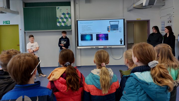 Vielfältiger Tag der offenen Tür am GymSL