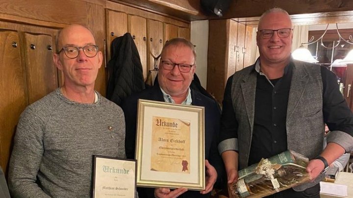 Alois Eickhoff musiziert seit 50 Jahren im Tambourcorps