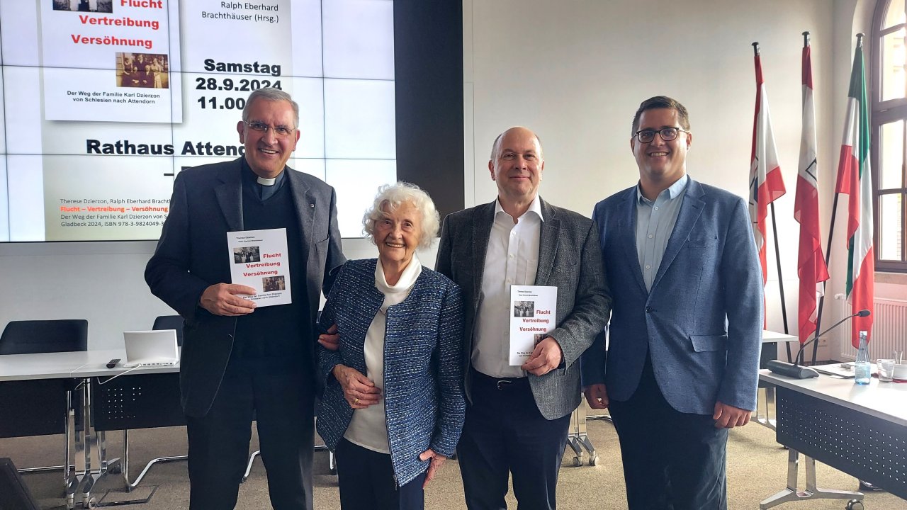 Buchvorstellung im Rathaus Attendorn: Flucht und Neuanfang
