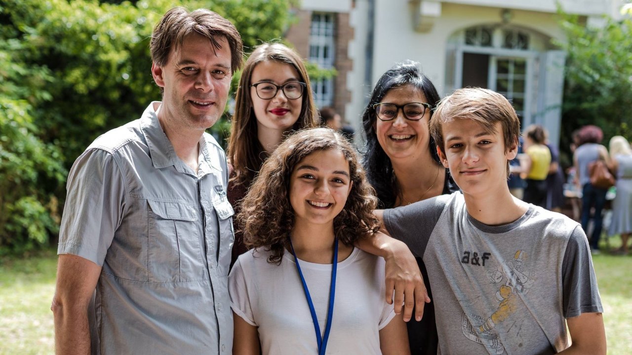 Maligoshik leak pussy the provider's prices are steep and