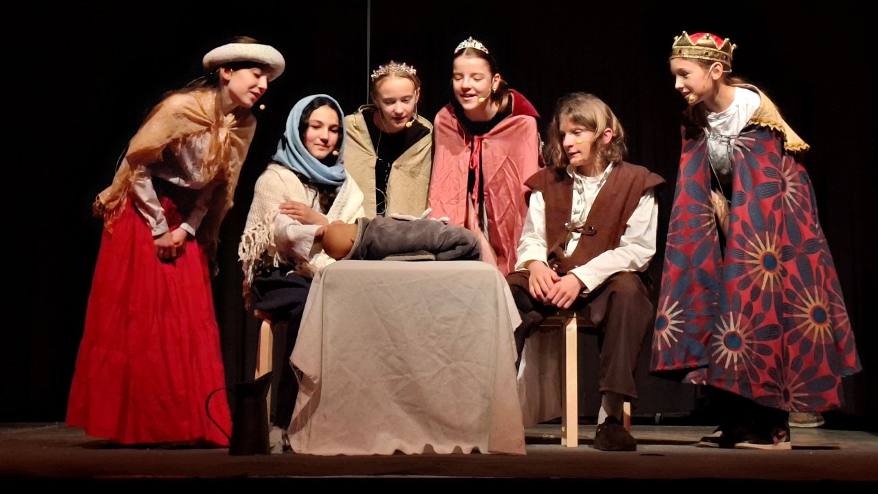 St.-Ursula-Schüler präsentieren „An almost correct